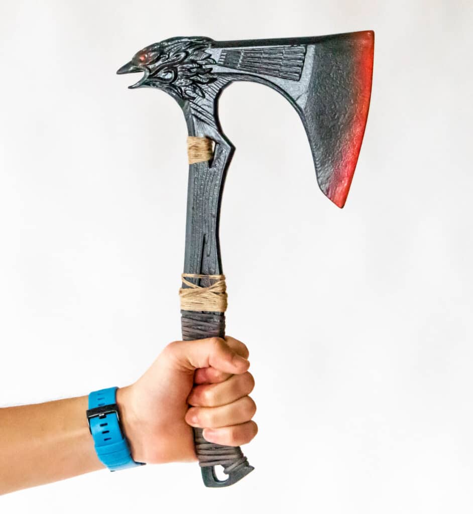 Raven Bite Axe Bloodhound Heirloom - Apex Legends - Blasters4Masters