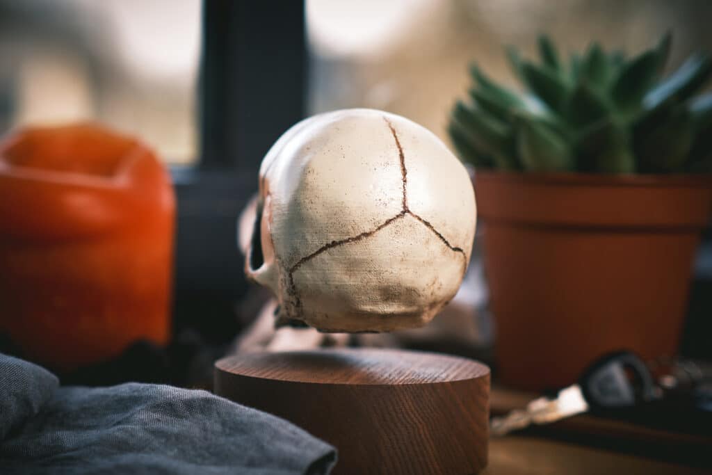 Floating Skull - Blasters4Masters