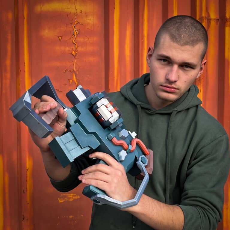 Stubby Voltaic SMG - Deep Rock Galactic - Blasters4Masters