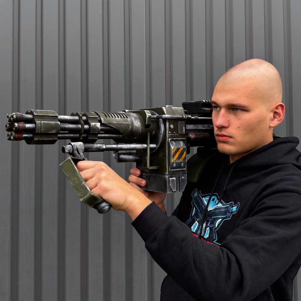 Large Props & Replicas - Blasters4Masters