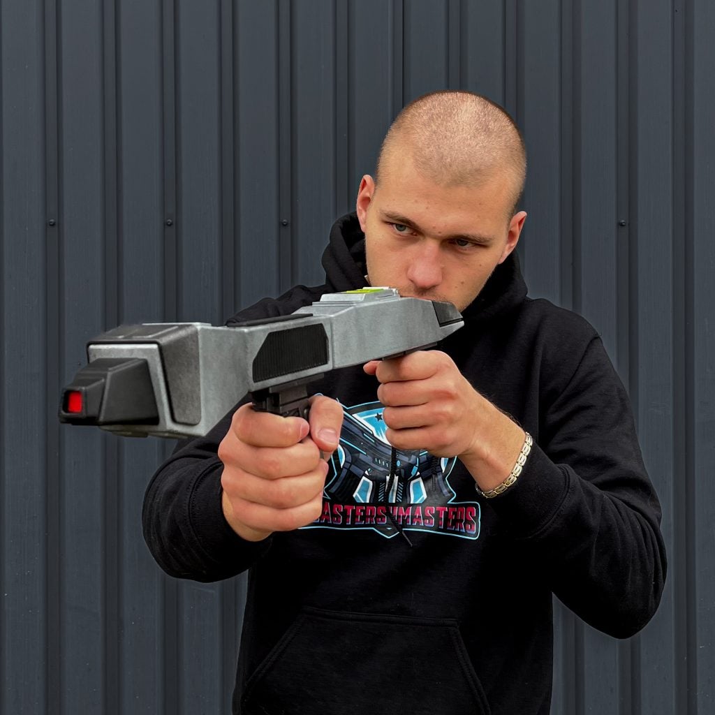 Star Trek Props & Replicas - Blasters4Masters